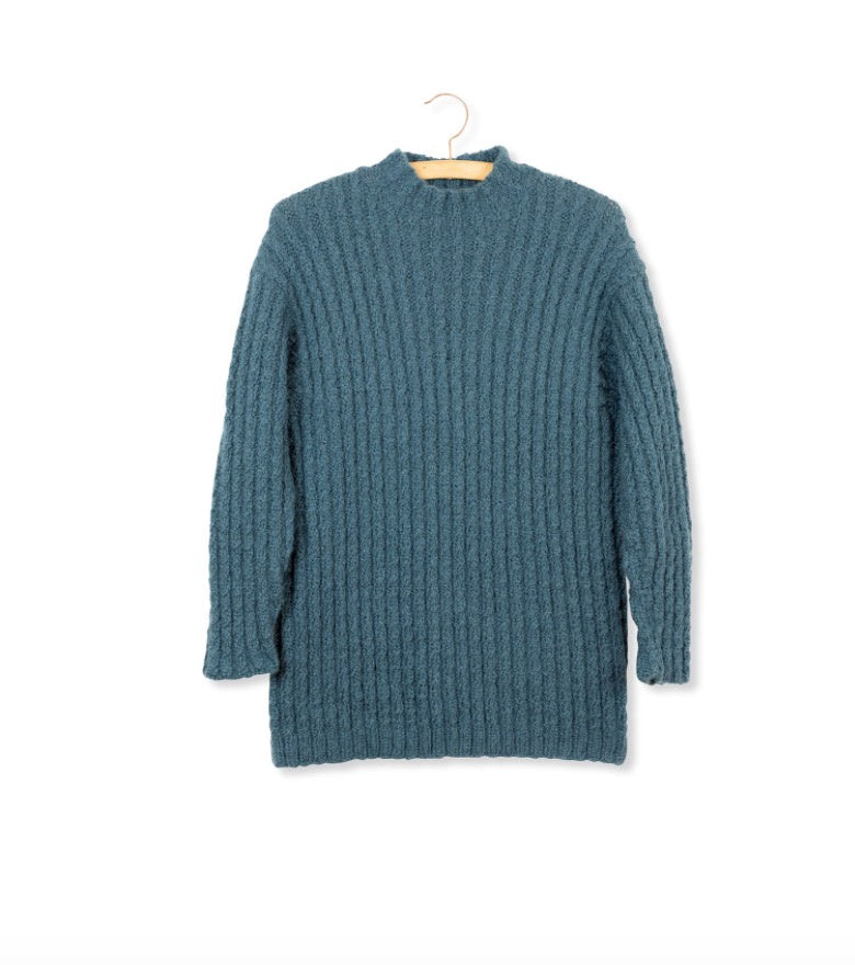 Helga's First - Sweater | Isager | Patterns | Sunspun