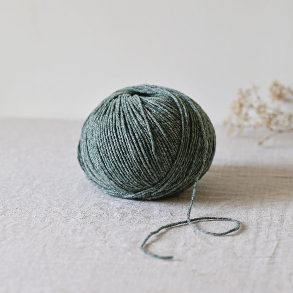 Gilliatt | De Rerum Natura | Yarns | Sunspun