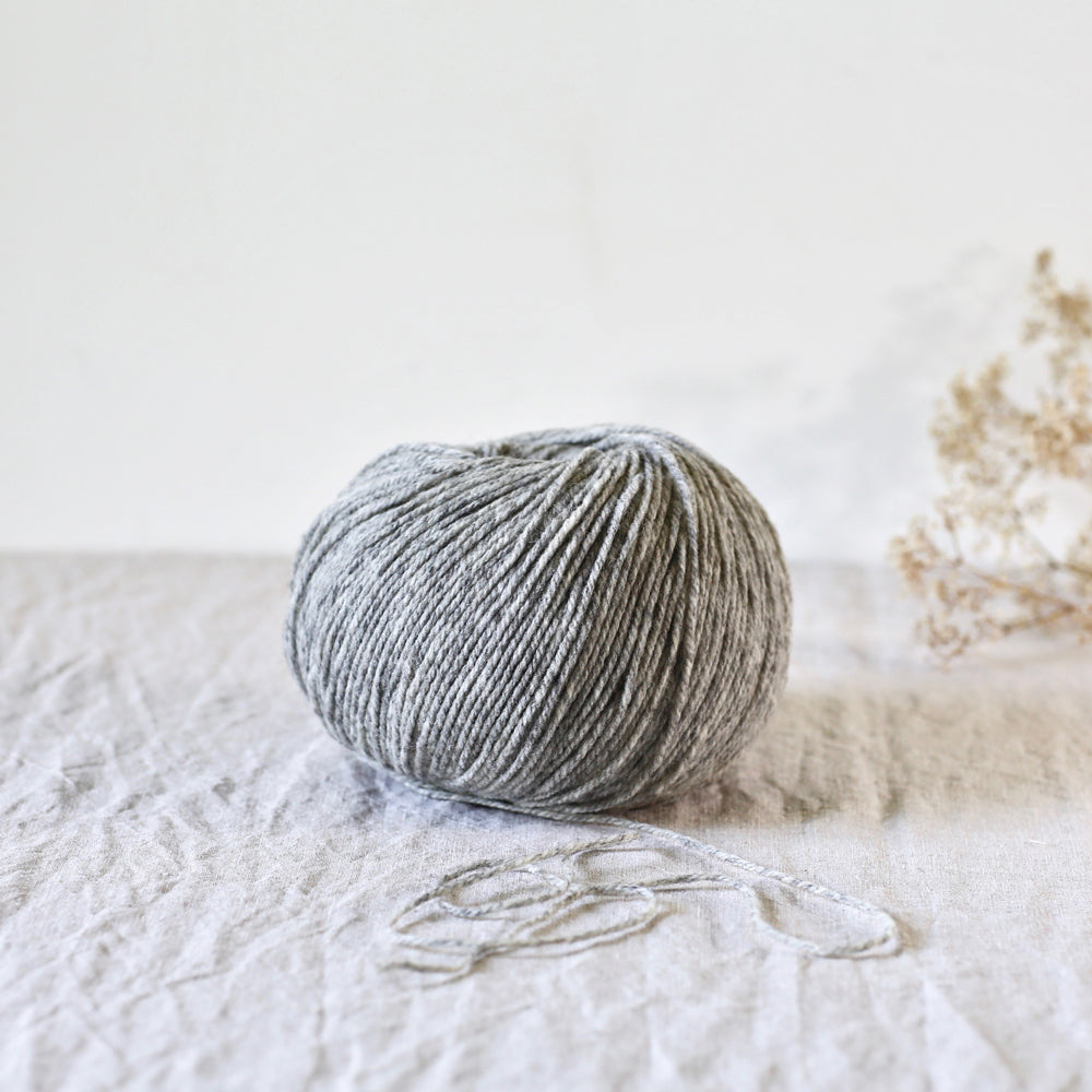 Gilliatt | De Rerum Natura | Yarns | Sunspun