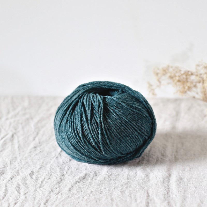 Gilliatt | De Rerum Natura | Yarns | Sunspun
