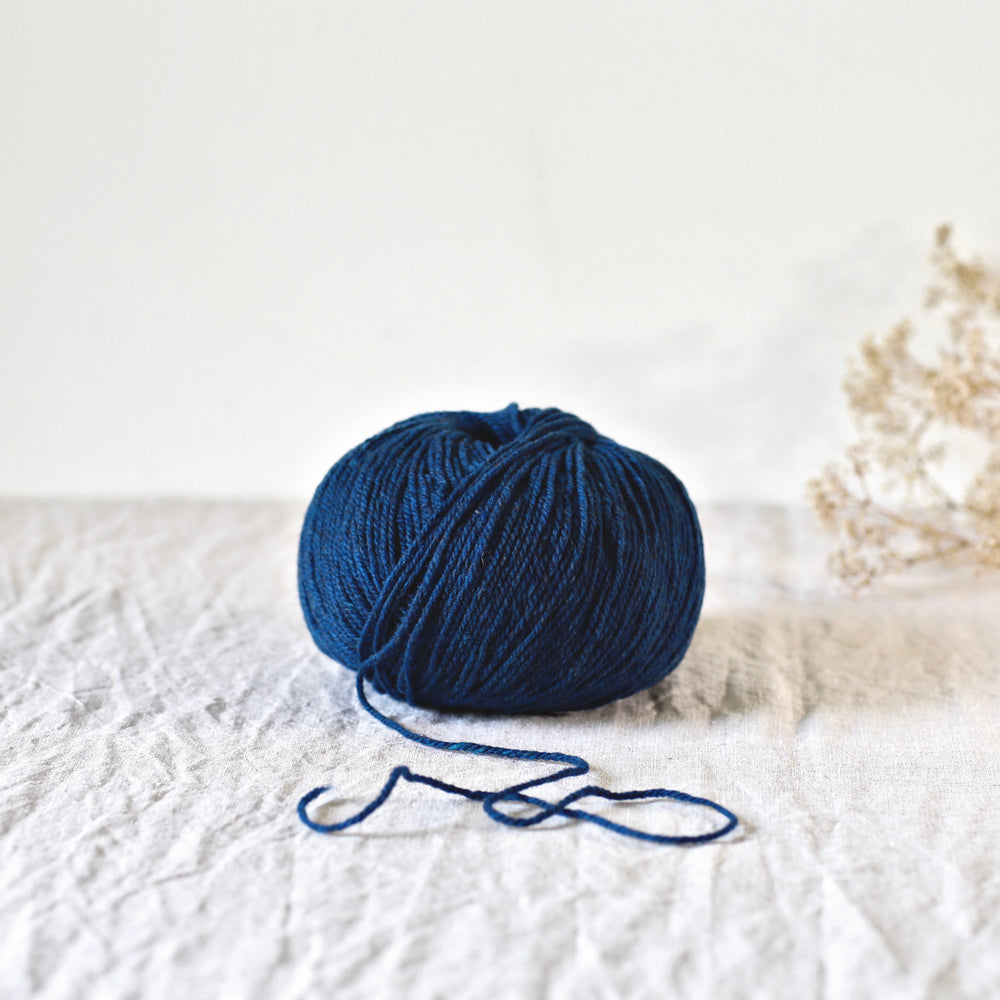 Gilliatt | De Rerum Natura | Yarns | Sunspun